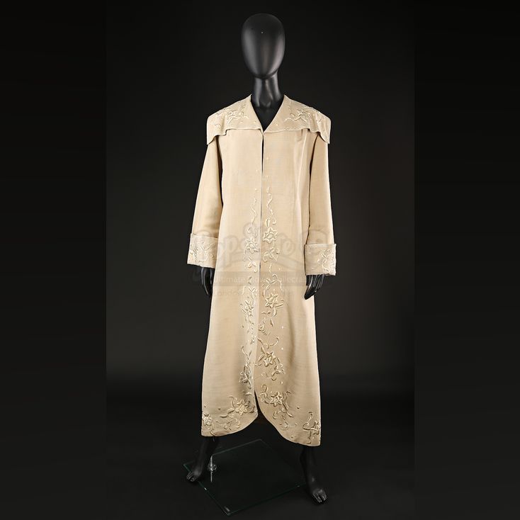 Ruth Dewitt Bukaters (Frances Fisher) Vintage Ecru Silk Coat and ...