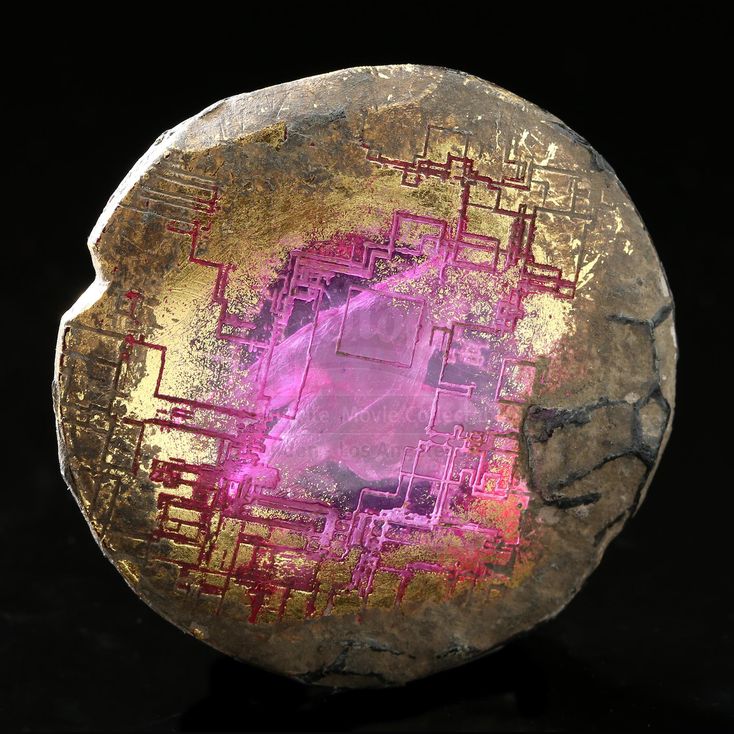 Kimberly Harts Pink Power Coin | POWER RANGERS (2017)