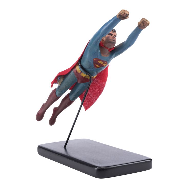 Lot #400: SUPERMAN (1978) - SFX Superman Flying Miniature