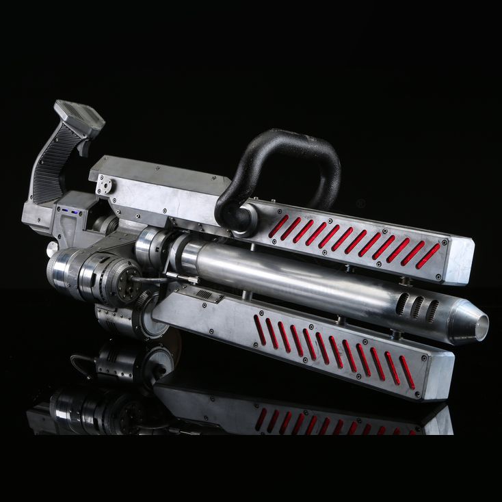Metal Terminator Light-Up Plasma Minigun | TERMINATOR GENISYS (2015)