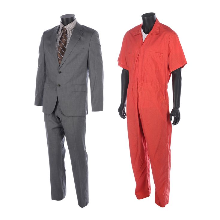 Lot 786 - Terry Maitlands (Jason Bateman) Trial and Prison Costumes ...