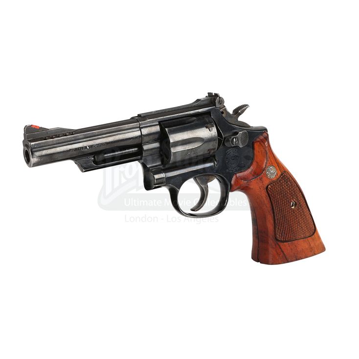 Detective Roger Murtaughs (Danny Glover) Smith Wesson Revolver | LETHAL ...