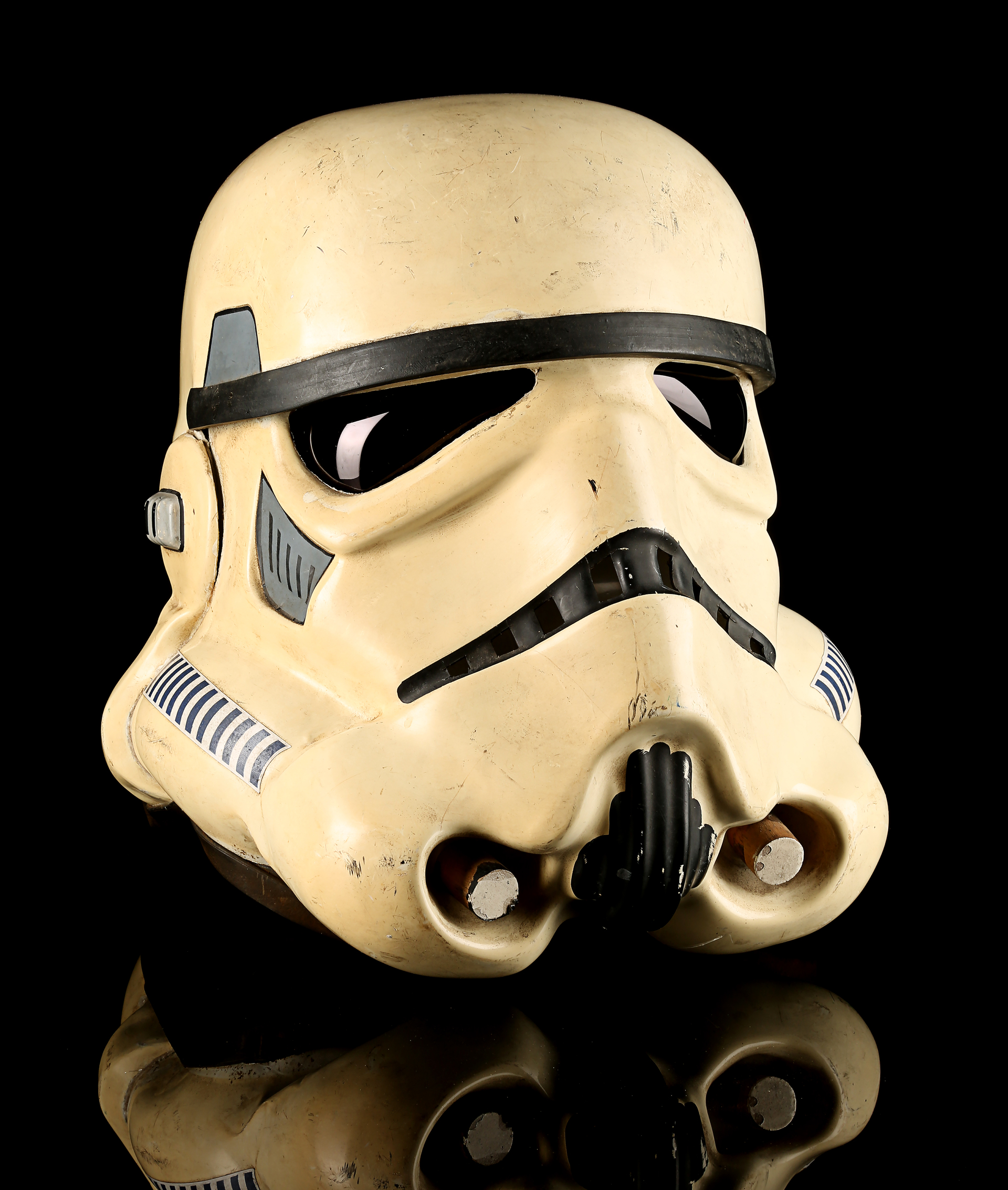Lot #340 - STAR WARS: RETURN OF THE JEDI (1983) - Stormtrooper Helmet