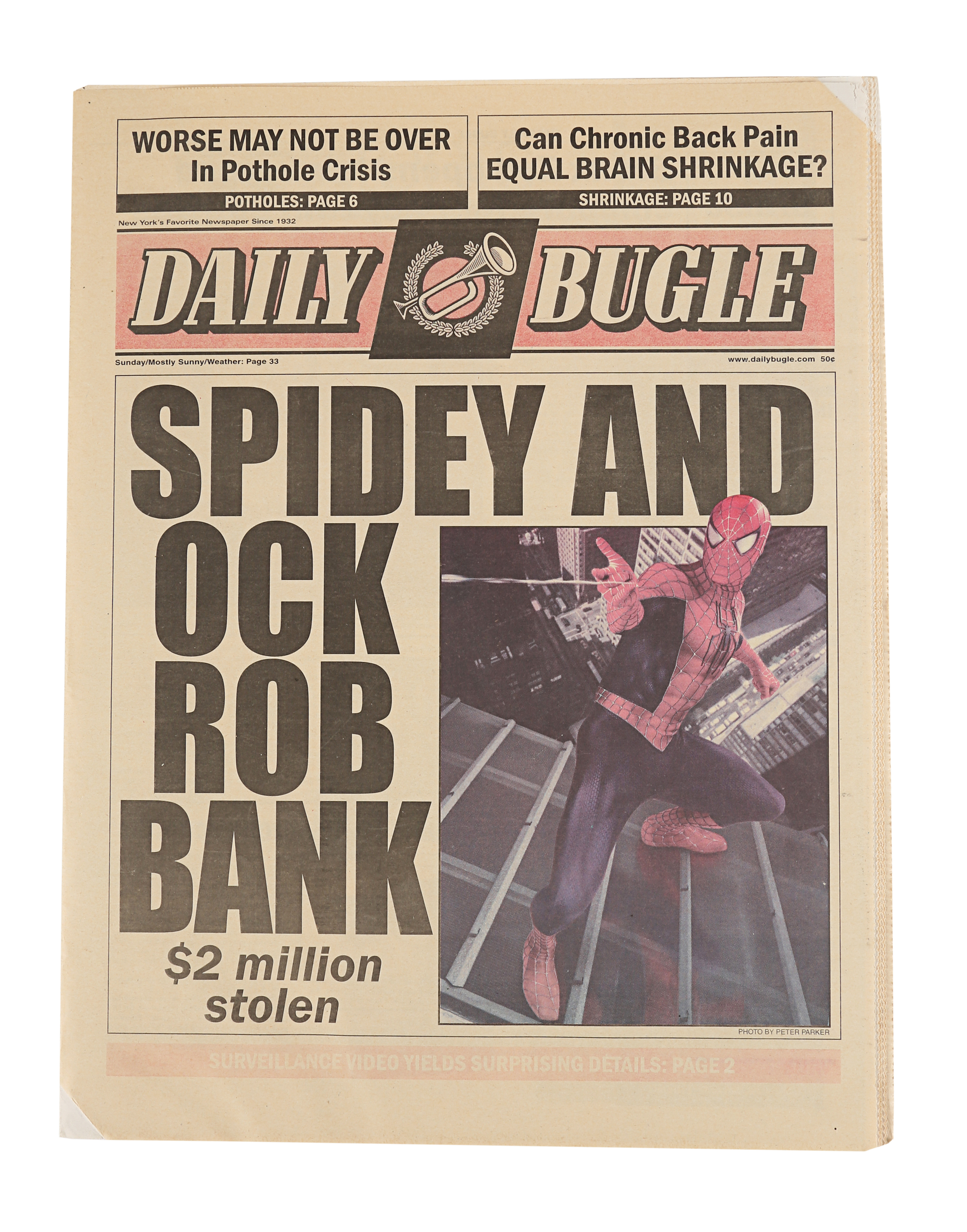 Lot #878 - SPIDER-MAN 2 (2004) - Daily Bugle Spidey And Ock Rob Bank ...
