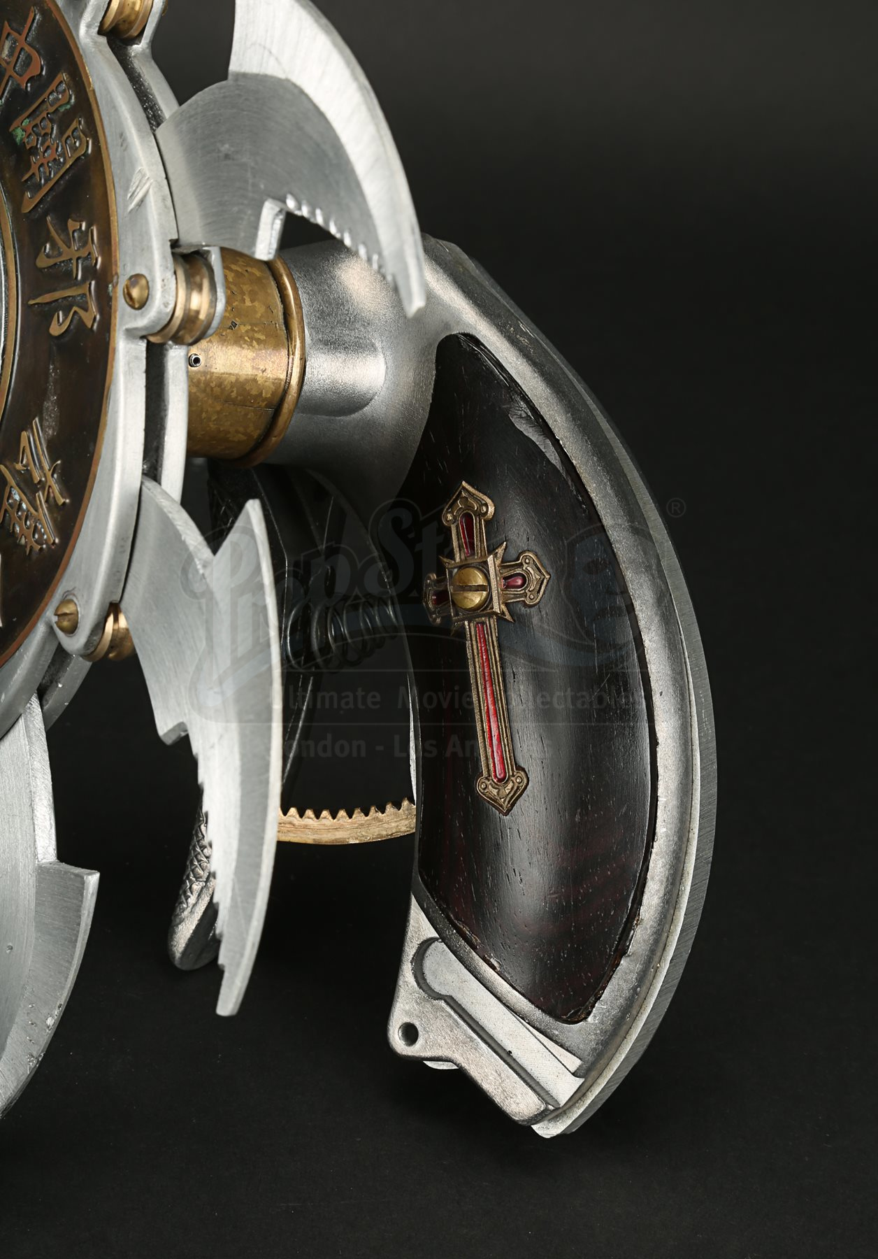 Van Helsings (Hugh Jackman) Hero SFX Tojo Blades Weapon | Propstore ...