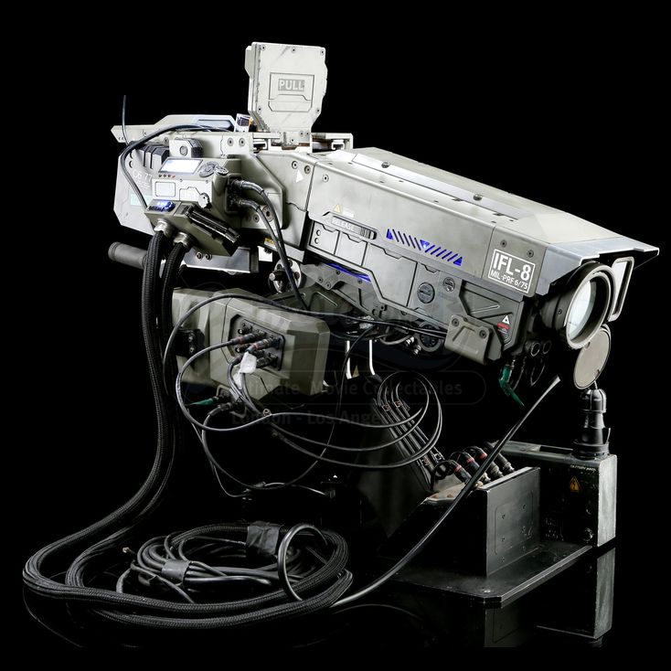 Mark Clynes (James Badge Dale) Light-up Hyperspectral Camera | SPECTRAL ...