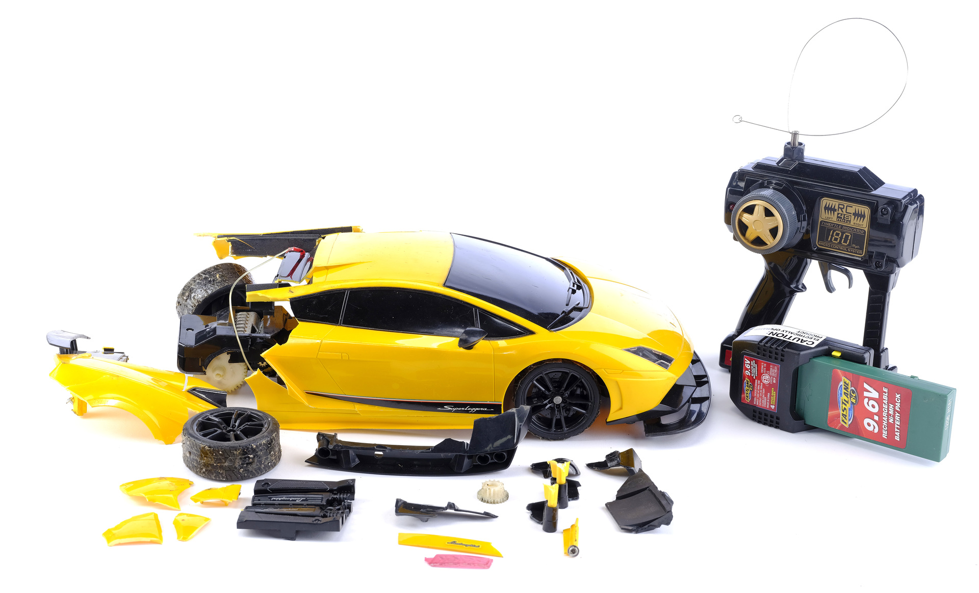 Lot # 593: Breaking Bad (T.V. Series, 2008 - 2013) - Broken Yellow ...