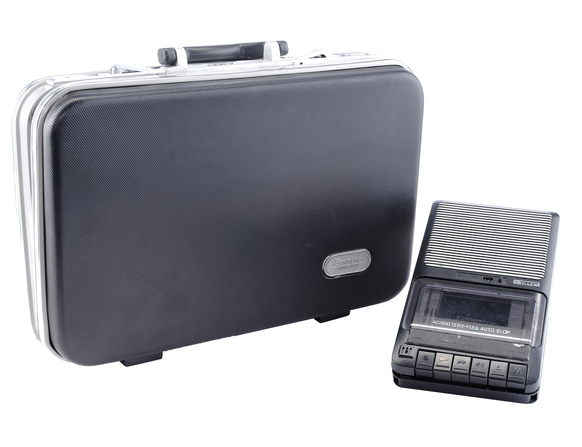 Lot # 1001: Narcos (T.V. Series, 2015) - Jaime's (German De Greiff ...