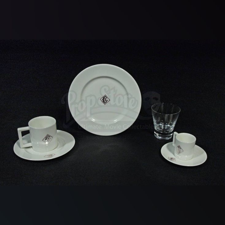 Bolvangar Crockery Set | GOLDEN COMPASS, THE (2007)