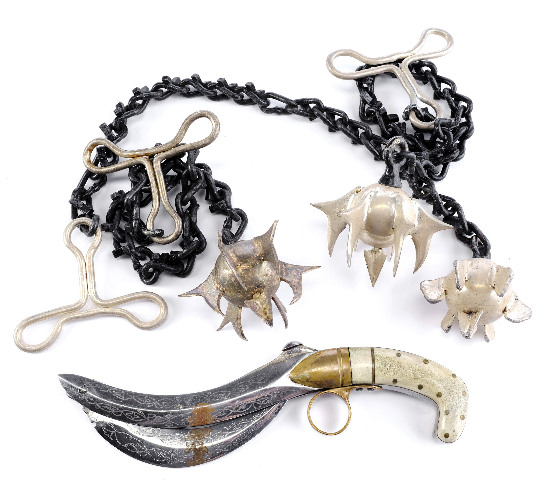 Lot # 1457: The Legend Of Zorro (2005) - Set of Ferroq's (Raul Mendez ...