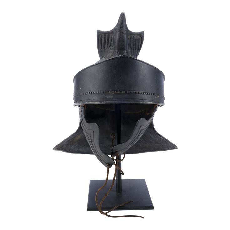 Lot # 632: GLADIATOR (2000) - Praetorian Guard Helmet