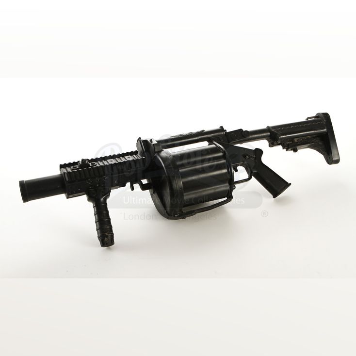 Gunnar Jensens (Dolph Lundgren) Milkor MGL Mk 1L Grenade Launcher ...