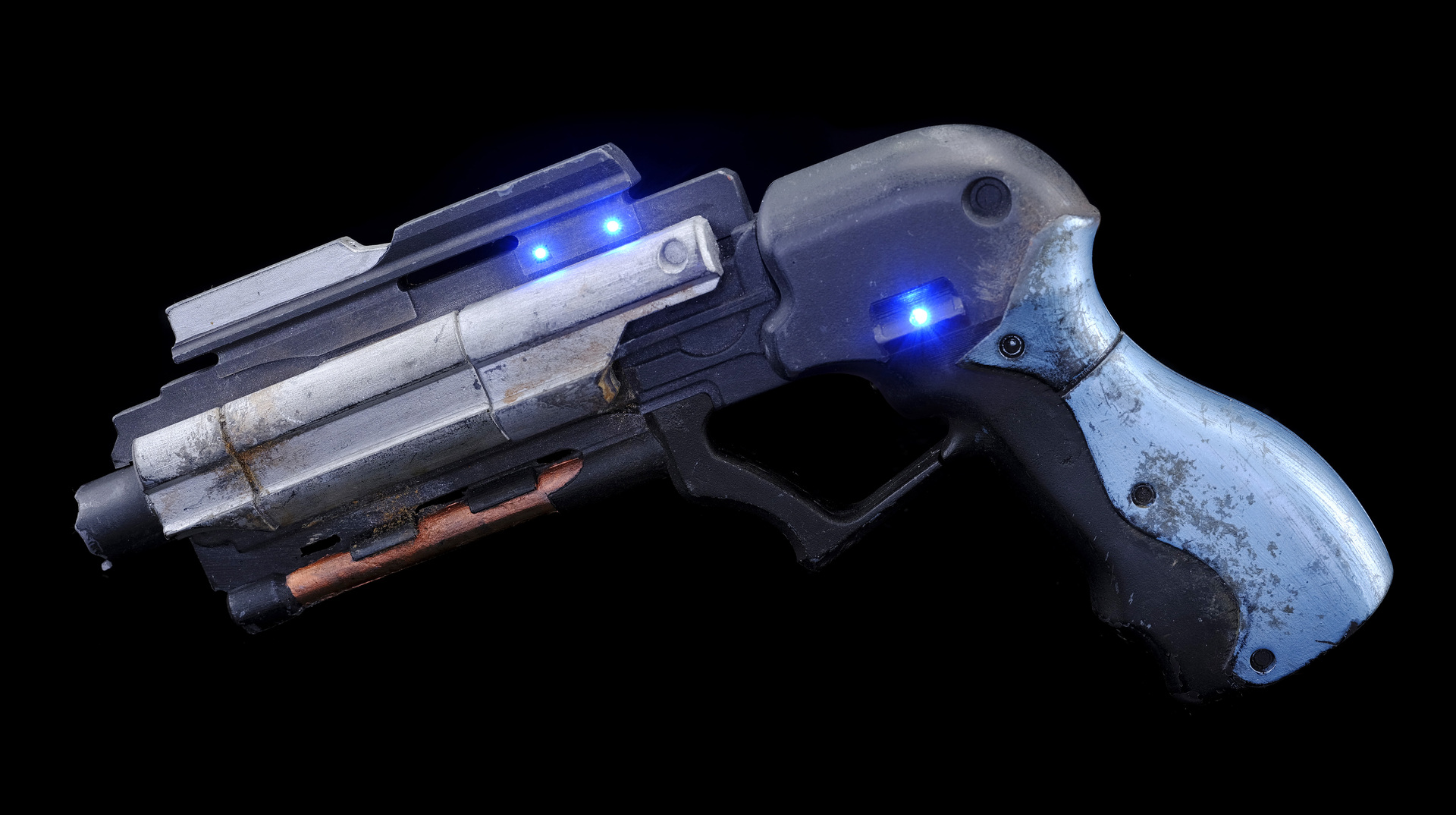 Lot # 643: Continuum (T.V. Series) (2012 - 2015) - Kiera Cameron's ...