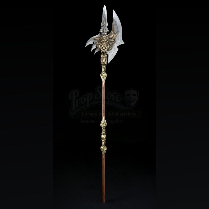 Lot 499 - Warcraft Auction - Alliance Halberd | WARCRAFT (2016)