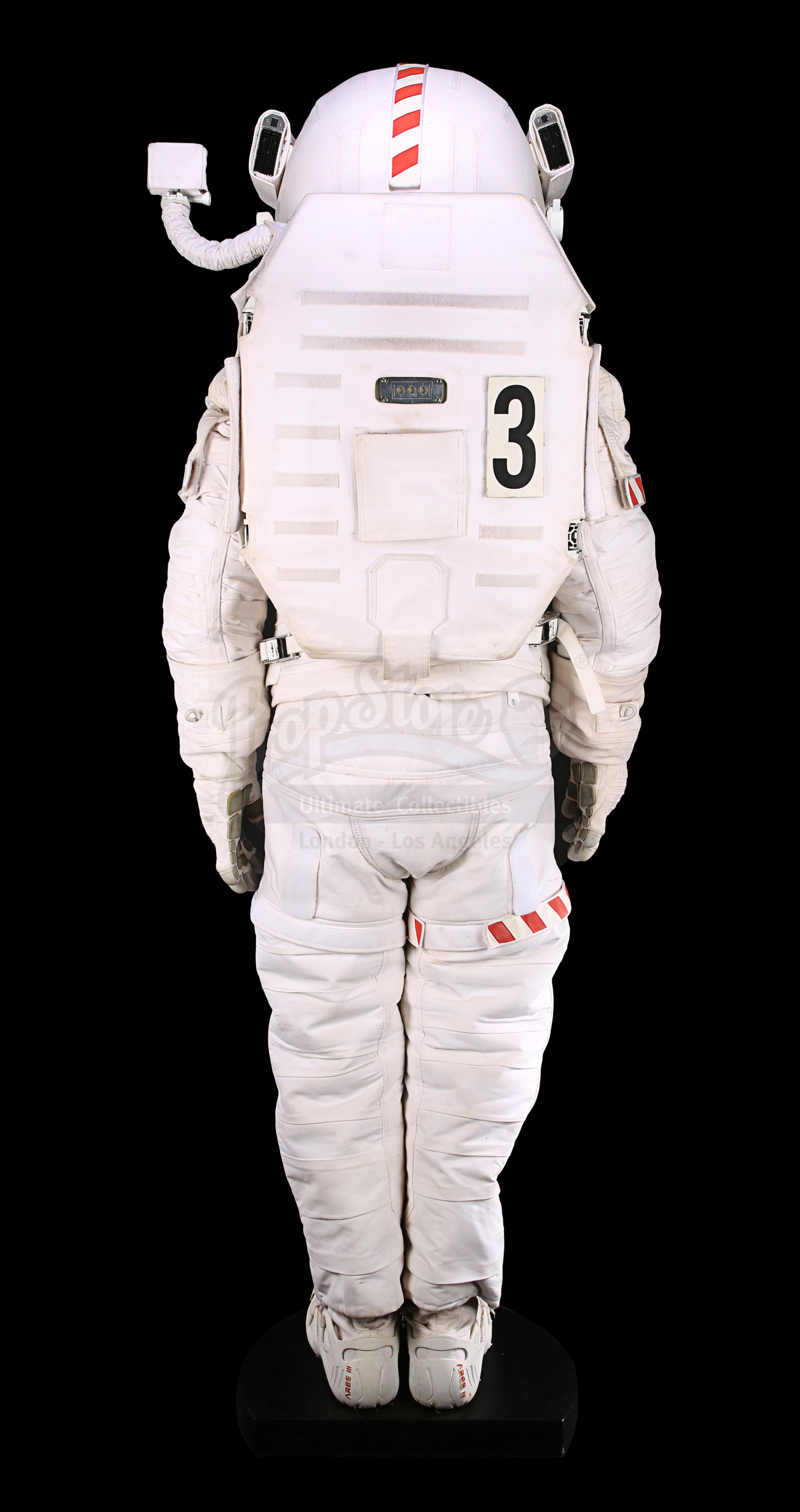 Commander Melissa Lewis (Jessica Chastain) EVA Suit | MARTIAN, THE (2015)