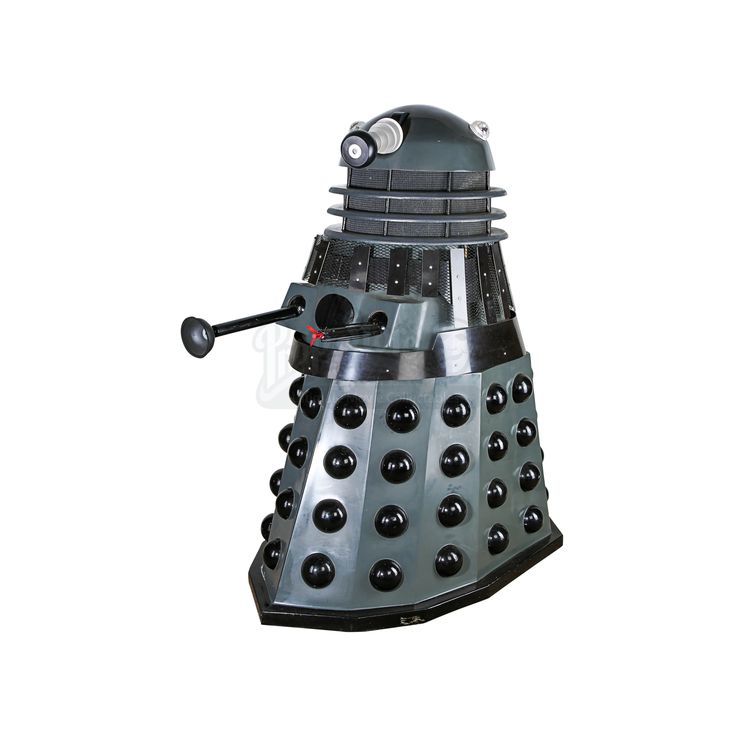 Life-Size Dalek Replica | DOCTOR WHO (2001)