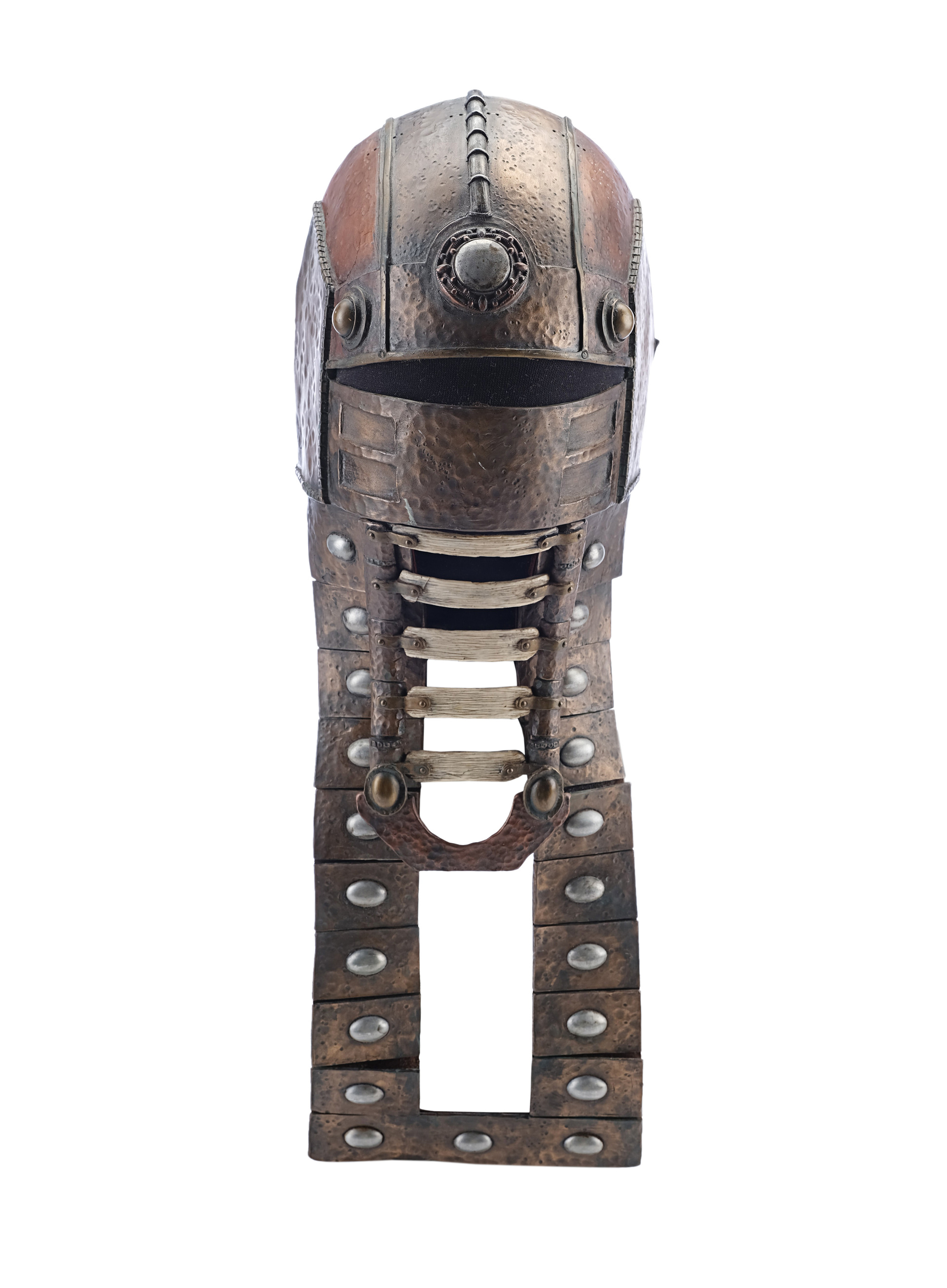 Lot # 372: Star Wars: Attack Of The Clones (2002) - Female Tusken ...