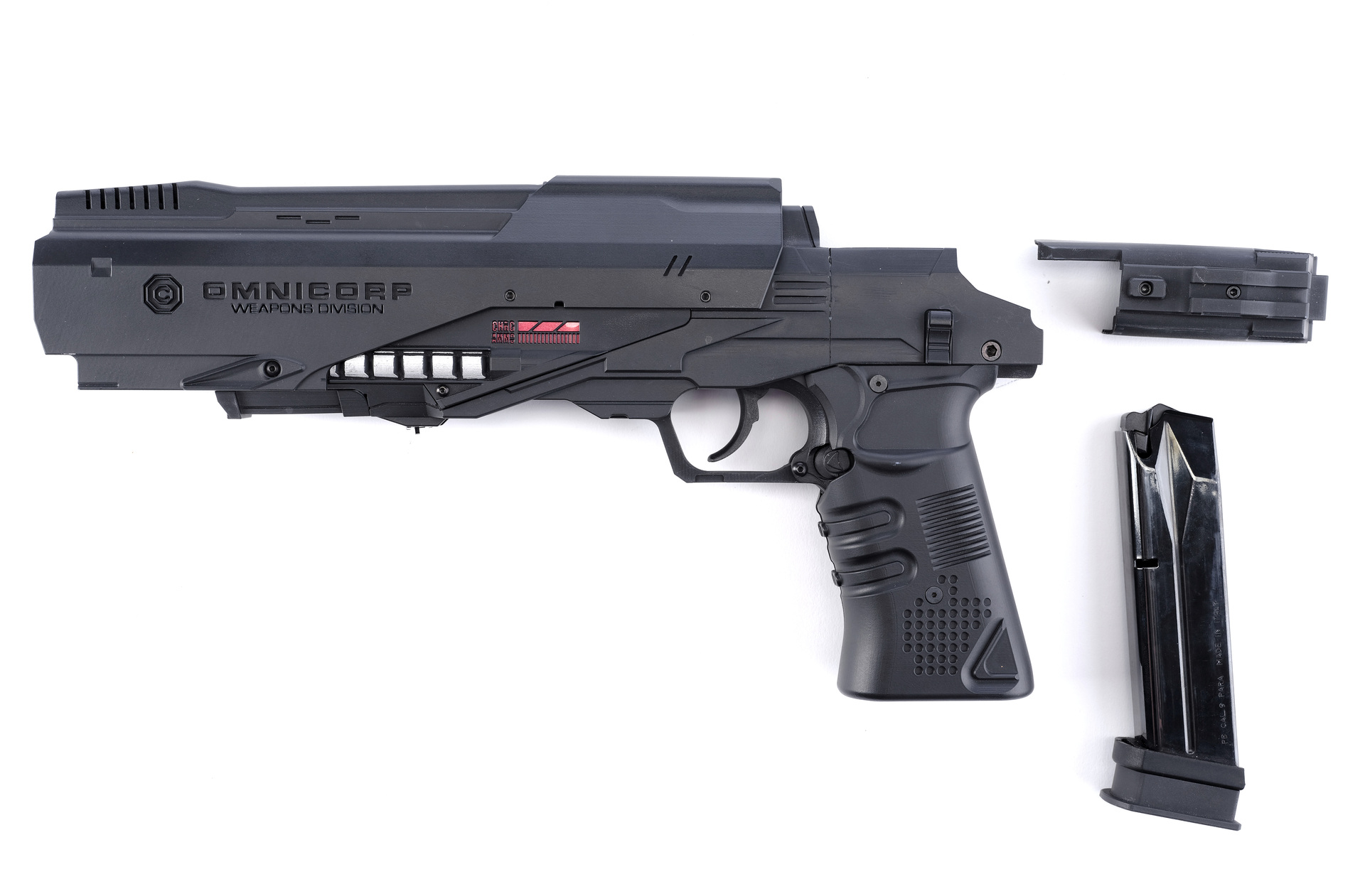 Lot 302 - RoboCops (Joel Kinnaman) Light-Up TSR-66 Taser Pistol ...