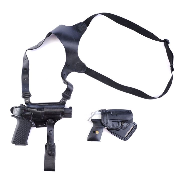 Lot 1025 - Will Dormers (Al Pacino) Pistols and Holsters | INSOMNIA (2002)