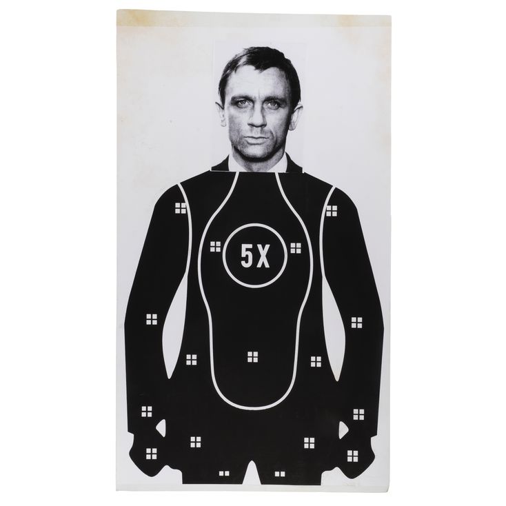 Lot # 1371: JAMES BOND: SPECTRE (2015) - James Bond (Daniel Craig ...