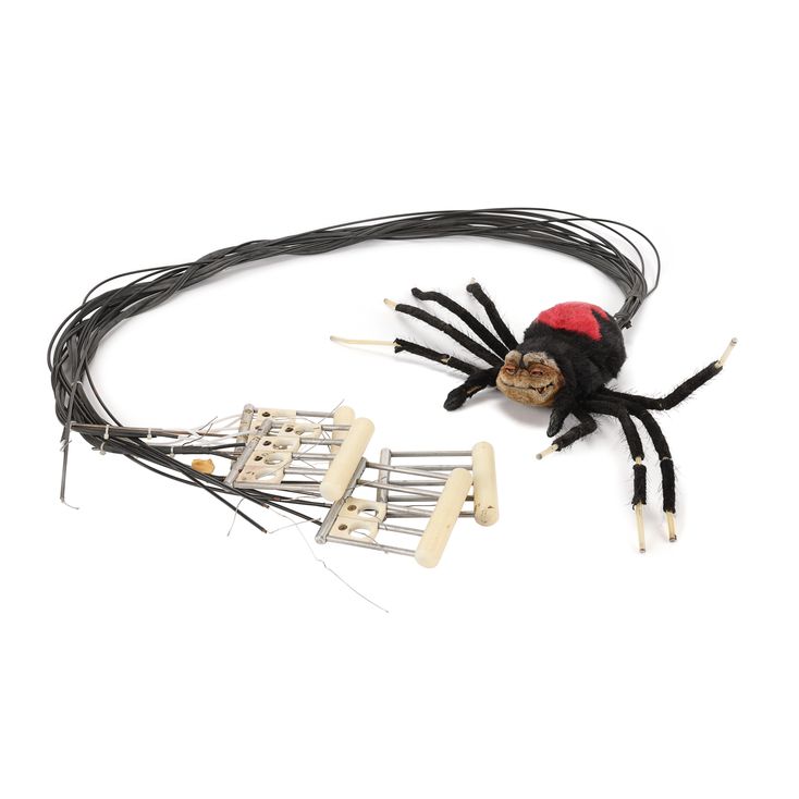 Lot #1439: TV COMMERCIAL - Jim Henson's Australian Dunny Spider'' Puppet