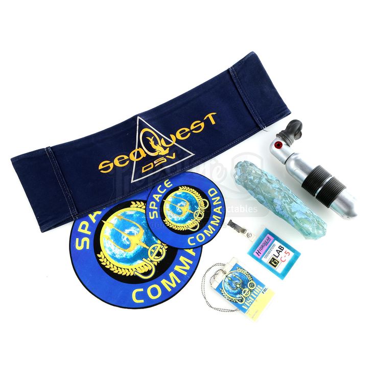 UEO Badges and Small Props | SEAQUEST DSV (1993-1996)