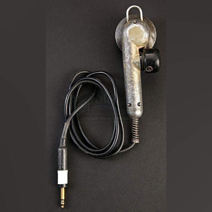 Don Wardaddy Collier (Brad Pitt) T17 Tank Microphone | FURY (2014)