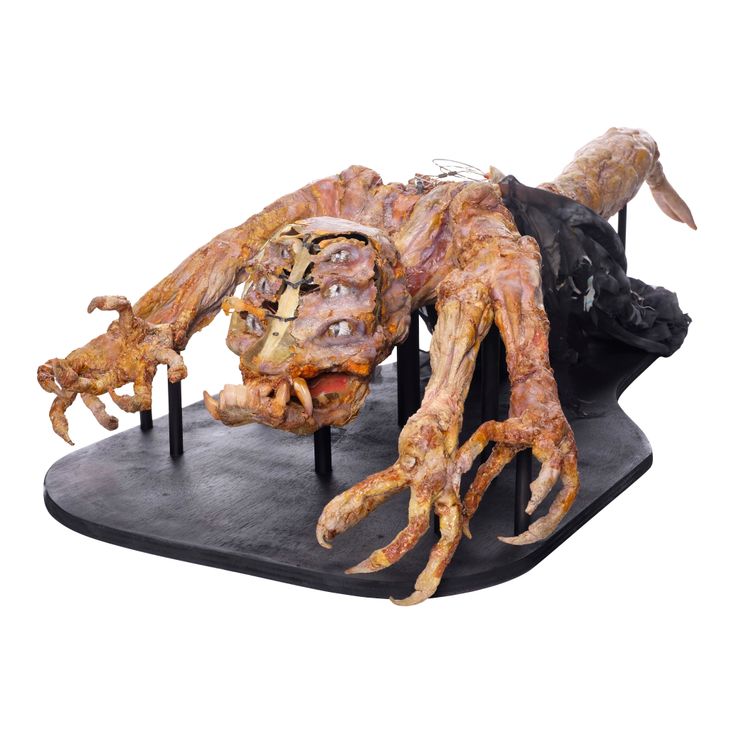 Lot # 104: GHOSTBUSTERS II (1989) - Animatronic Theatre Ghost Puppet