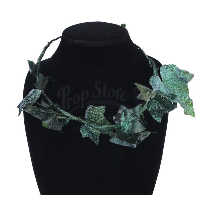 Derek Zoolanders Ivy Necklace | ZOOLANDER 2 (2016)