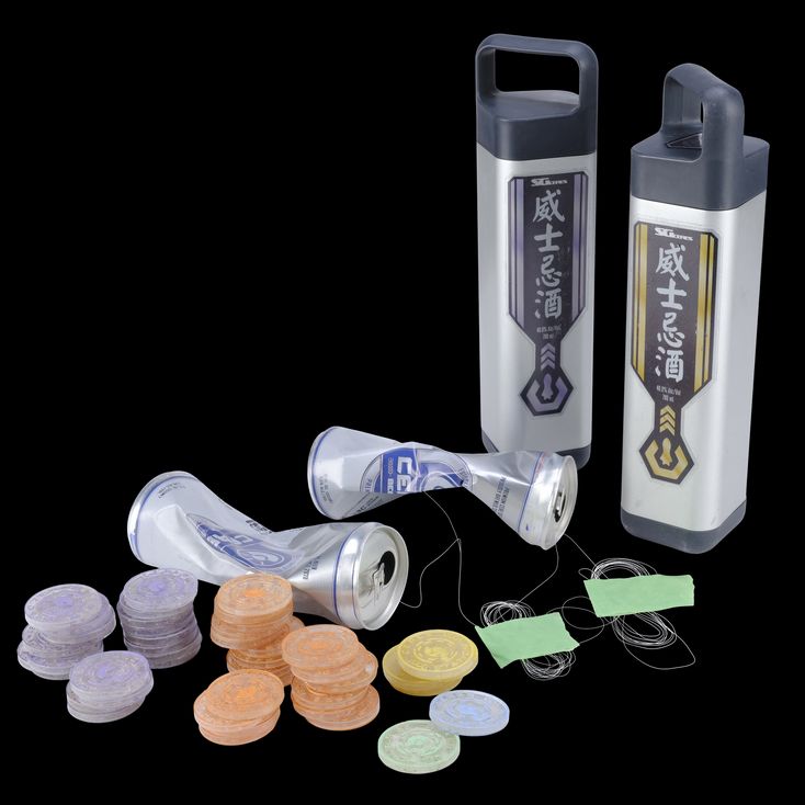 Ceres Station Currency, SFX Crushed Beer Cans, and Alcohol Bottles | EXPANSE, THE (2015-2022)