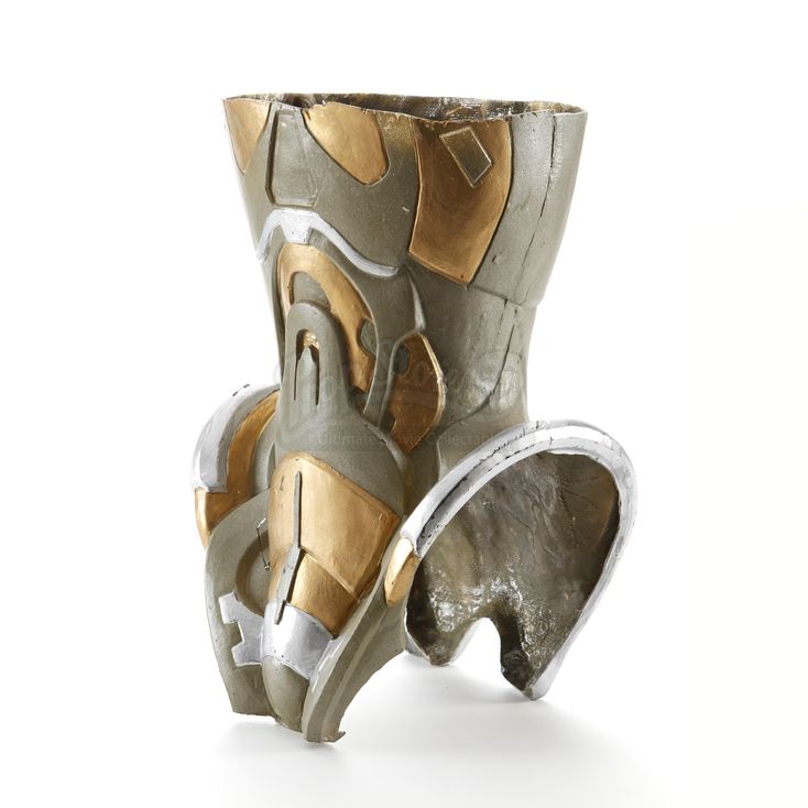 Surrogate Lower Torso And Hips | SURROGATES (2009)