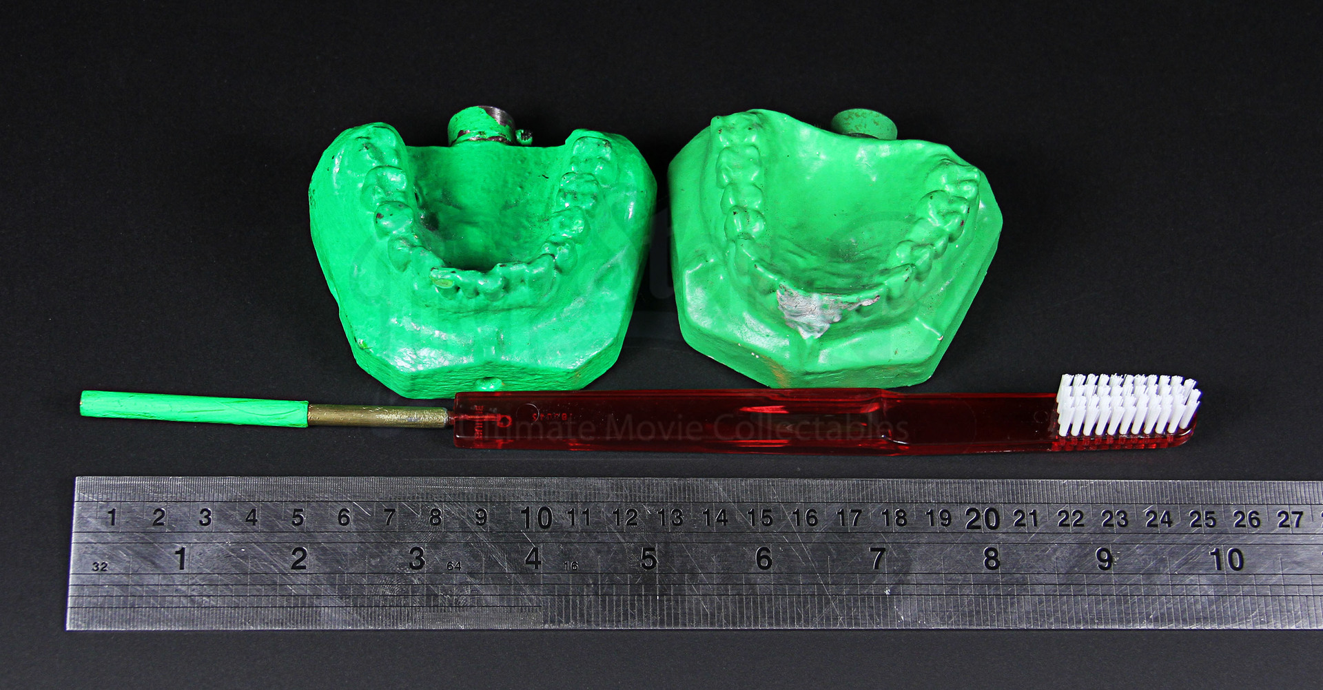 Barnabas Collins (Johnny Depp) VFX Teeth Toothbrush | DARK SHADOWS (2012)