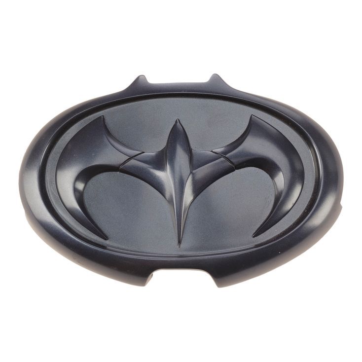 Lot 531. Production-Made Robin (Chris ODonnell) Belt Buckle | BATMAN ...