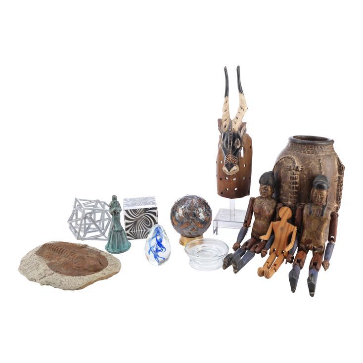 1150. Jean-Luc Picard's (Patrick Stewart) Library and Study Decor ...