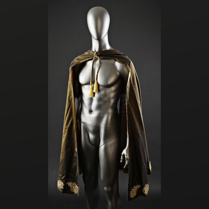 Commodus (Joaquin Phoenix) Cape | GLADIATOR (2000)