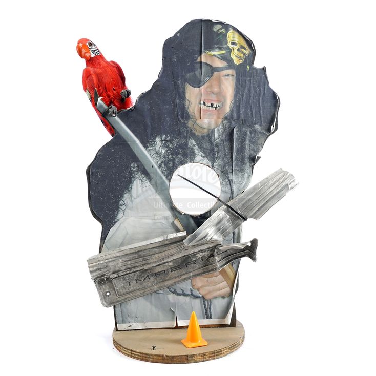 Popup Pirate Grant with Parrot | MYTHBUSTERS (T.V. SERIES, 2003 - 0)