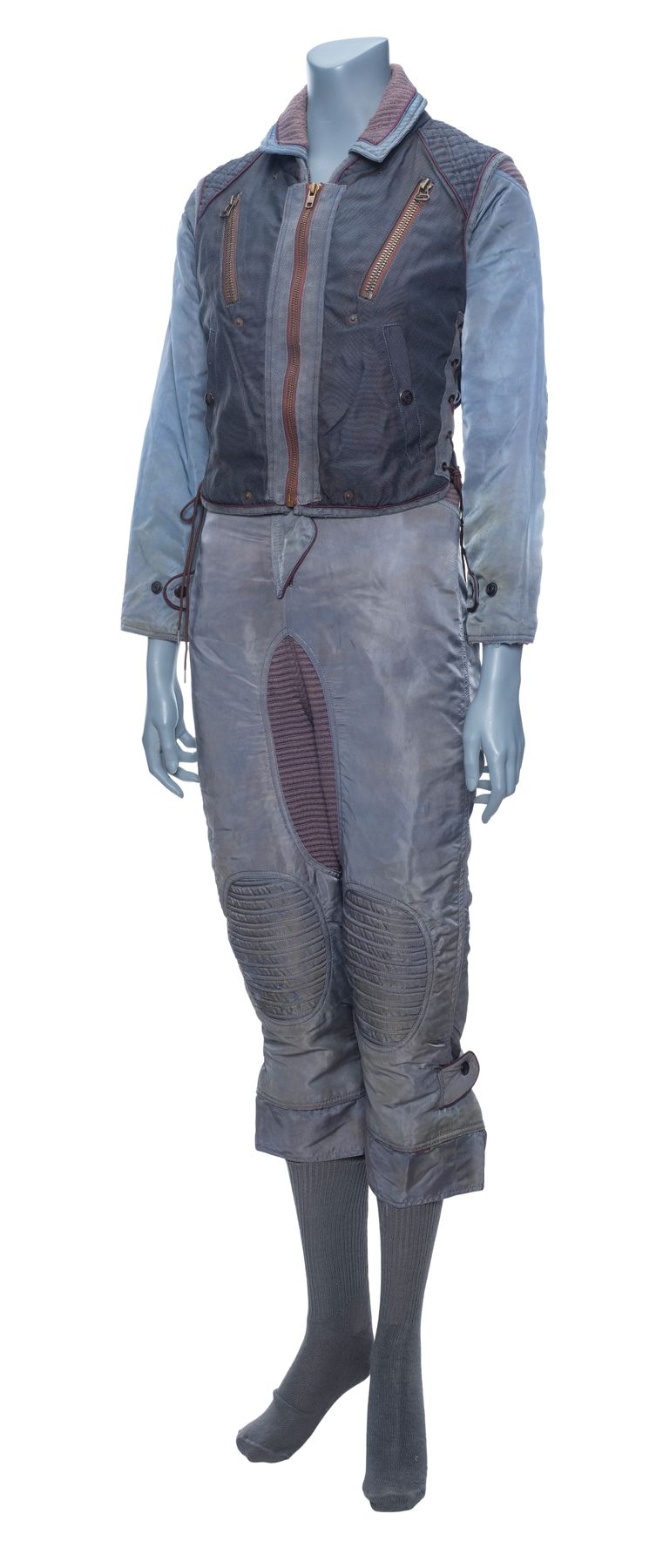 13. Annalee Call's (Winona Ryder) Distressed Ensemble ### ALIEN ...