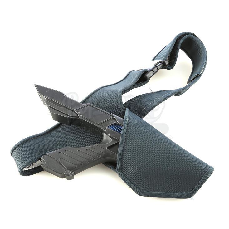 USS Vengeance Phaser with Holster | STAR TREK INTO DARKNESS (2013)