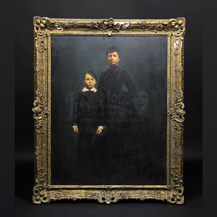 Portrait of Alice Drablow (Alisa Khazanova) with Nathaniel (Ashley ...