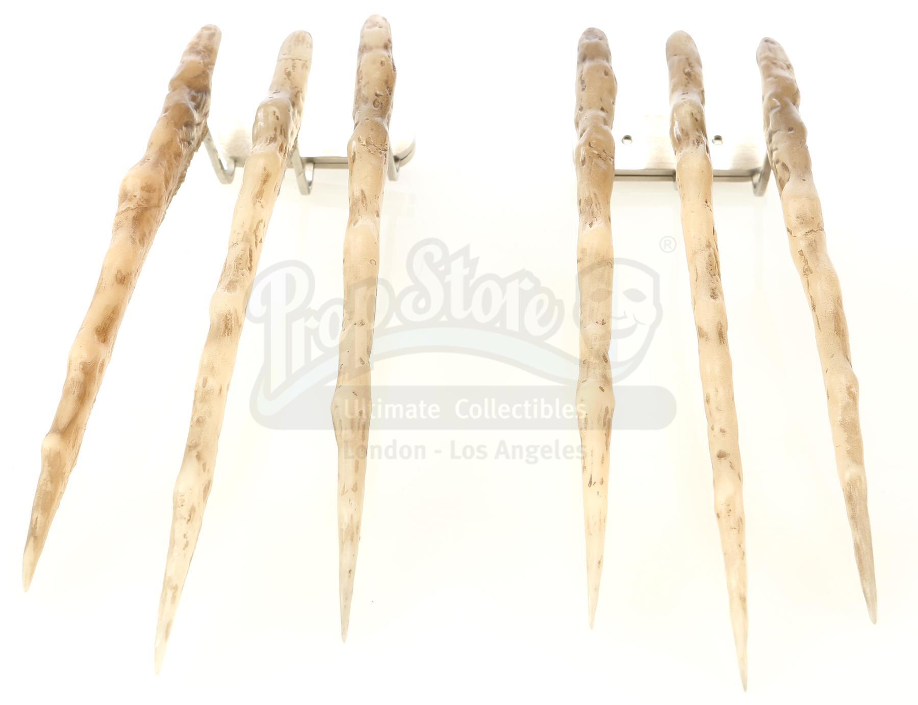 Wolverines (Hugh Jackman) Pair of Bone Claws | X-MEN ORIGINS: WOLVERINE ...