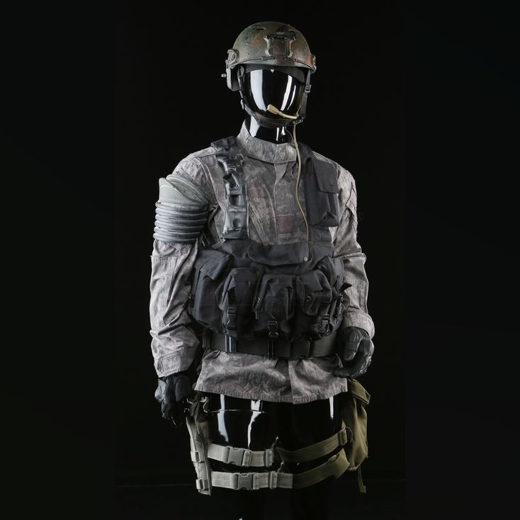 Future Guerilla Soldier Fatigues and Tactical Gear | TERMINATOR GENISYS ...