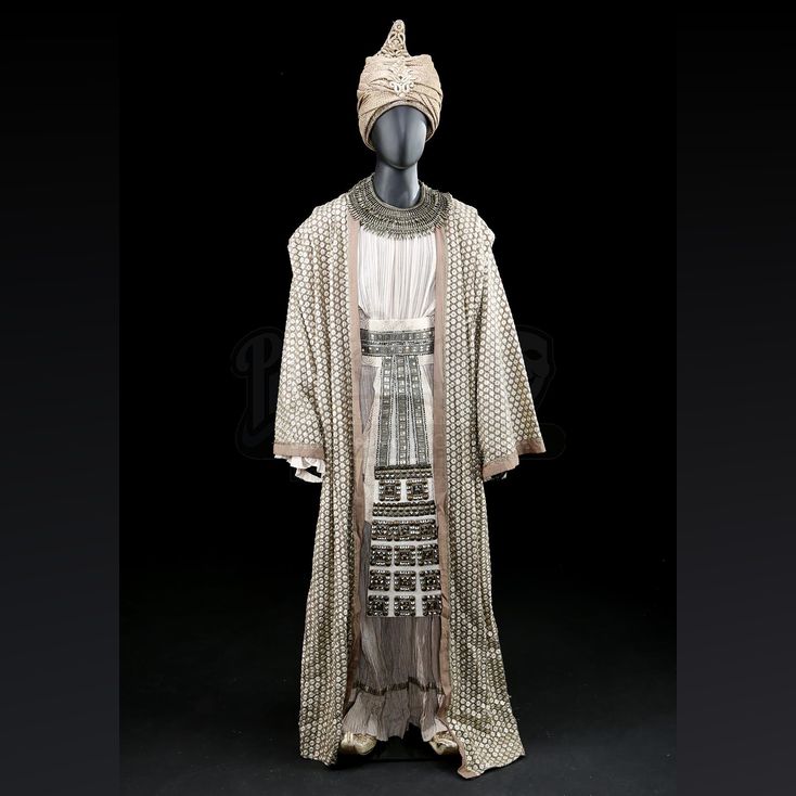 Noblemans Coronation Robe | GODS OF EGYPT (2016)