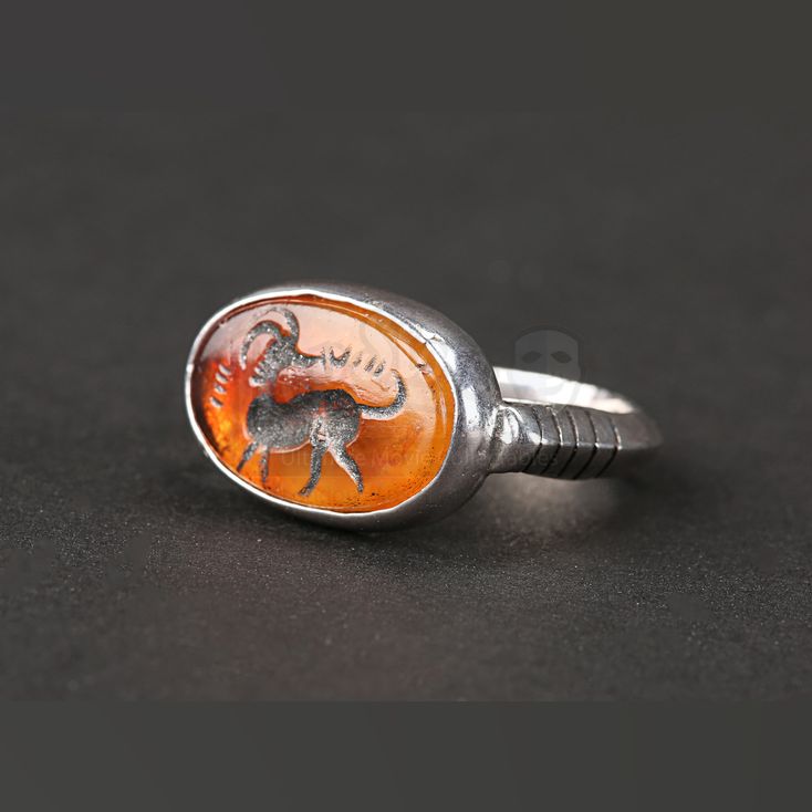 Edward Ratchett (Johnny Depp) Ring | MURDER ON THE ORIENT EXPRESS (2017)