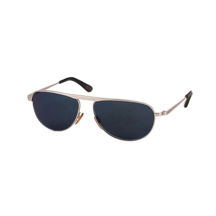 Lot 201 - James Bonds (Daniel Craig) Sunglasses | JAMES BOND: QUANTUM ...