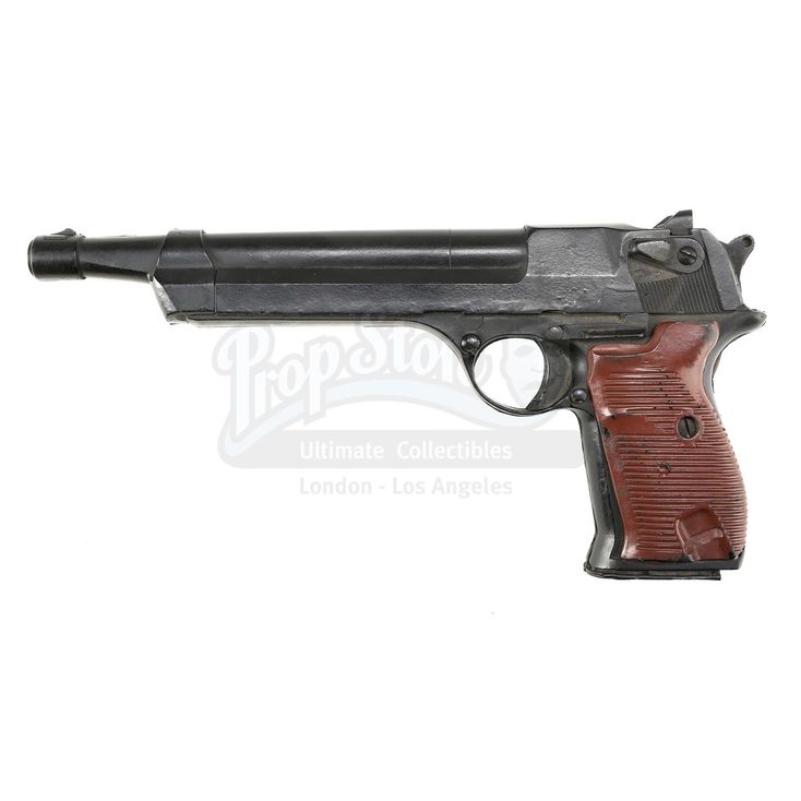 Ivan Dankos (Arnold Schwarzenegger) Podbyrin 9.2mm Pistol | RED HEAT (1988)