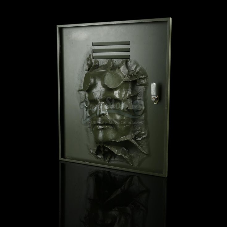 Hellboys (Ron Perlman) Dented Locker Door | HELLBOY II: THE GOLDEN ARMY ...