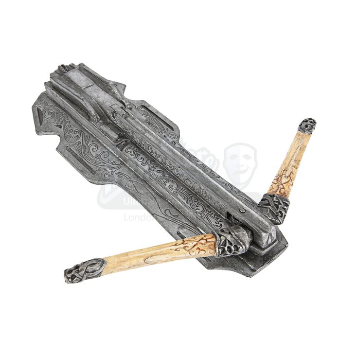 Nathans (Callum Turner) Stunt Wrist Crossbow | ASSASSIN'S CREED (2016)