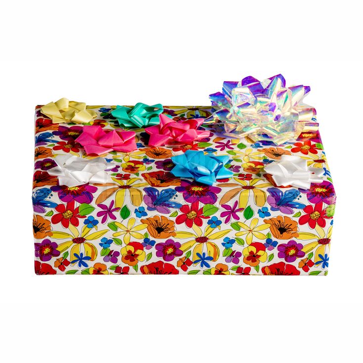 Lillians (Maya Rudolph) Gift Box | BRIDESMAIDS (2011)