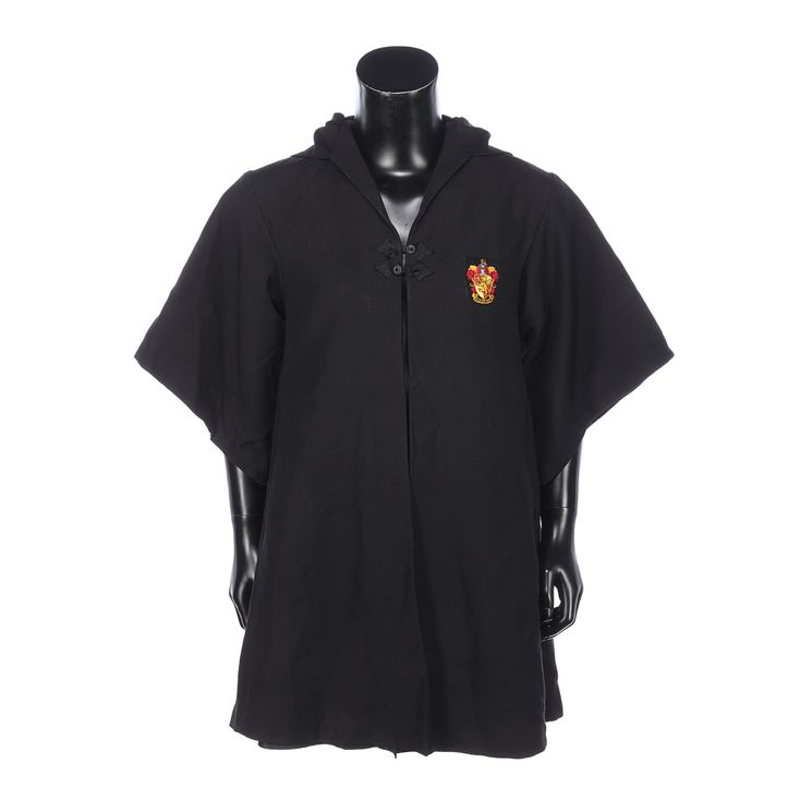 Lot 181 - Gryffindor Robe | HARRY POTTER AND THE GOBLET OF FIRE (2005)