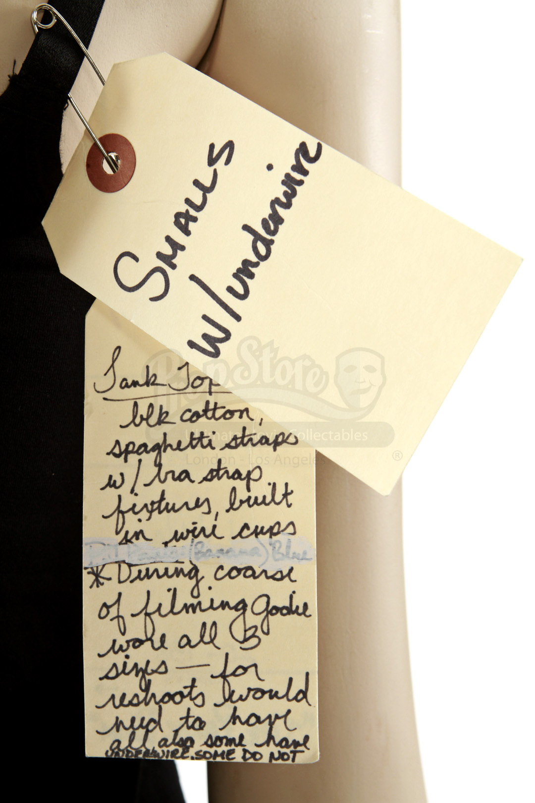 Meg Altmans (Jodie Foster) Costume | PANIC ROOM (2002)